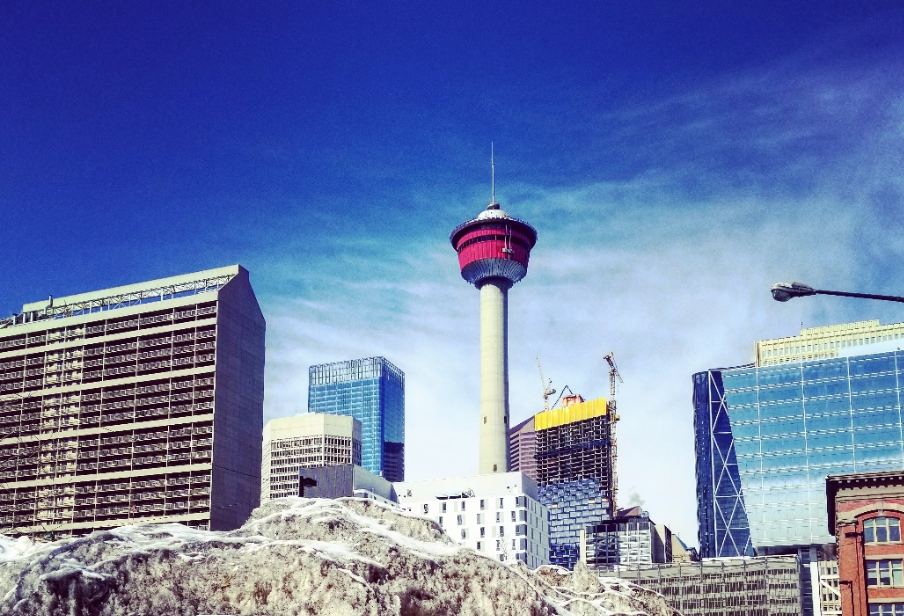 Living in YYC: Calgary Tower e Restaurante Sky360 por Patrícia S.